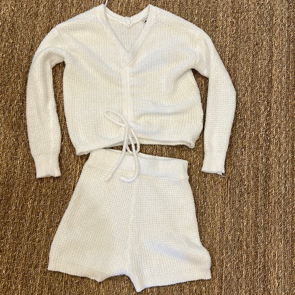 Sincerly Jules | Intimates & Sleepwear | Sincerely Jules Fluffy White ...